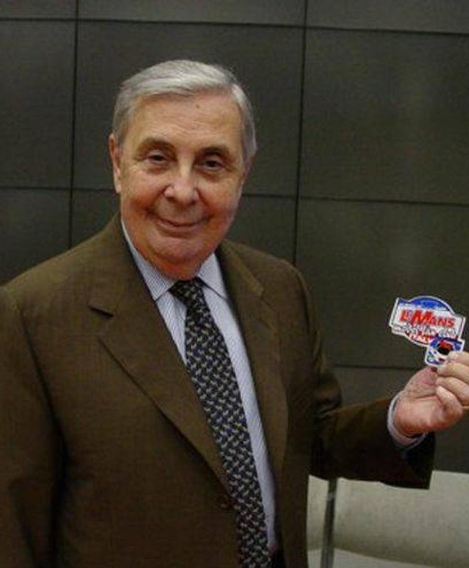 Addio a Mario Poltronieri: a Camnago l’ultimo saluto alla voce della ...