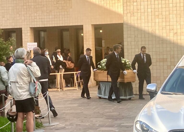 Monza: il funerale del 13enne morto a Desio - Il Cittadino di Monza e ...