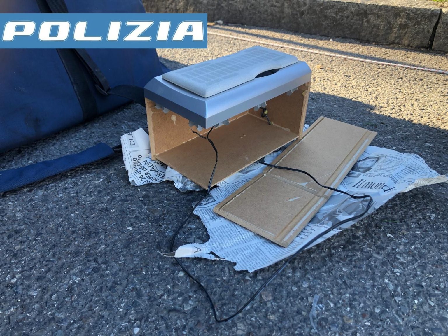 Monza, artificieri in via Adigrat: nel pacco sospetto c'era una cassa ...