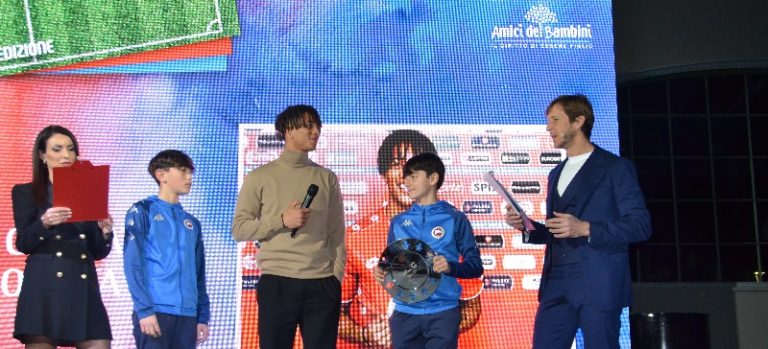 Calcio: Kevin Zeroli premiato al Torneo Amici dei Bambini - Il ...